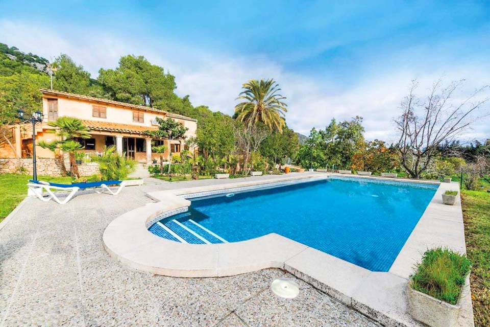 Can Salas Gran, Pollensa, Majorca | Solmar Villas